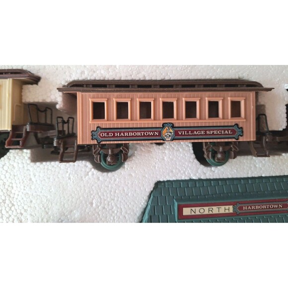 New Bright Industrial Co., LTD | Holiday | Vtg 995 New Bright Holiday ...